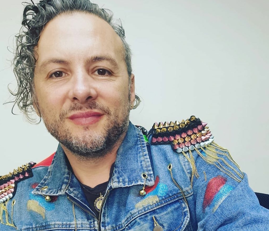 Noticias Chile | Actor Alejandro Montes denunció la quema de tres gatos ...